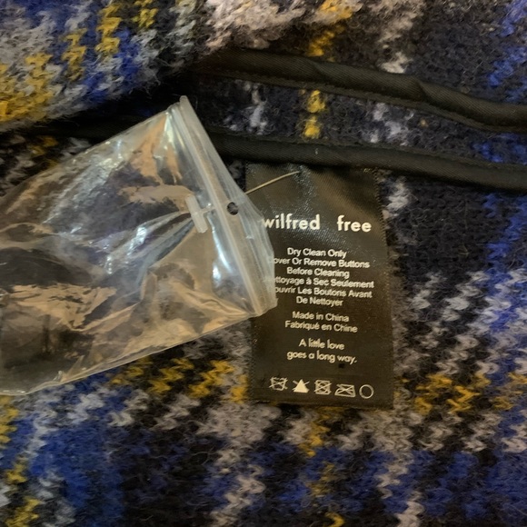 Wilfred | Jackets & Coats | Wilfred Free Aritzia Off Duty Plaid Wool Cocoon Jacket Size N Nwot ...
